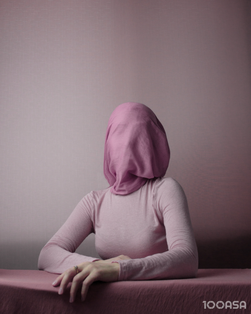 What is the Difference Between a TLR and an SLR Camera | 100ASA