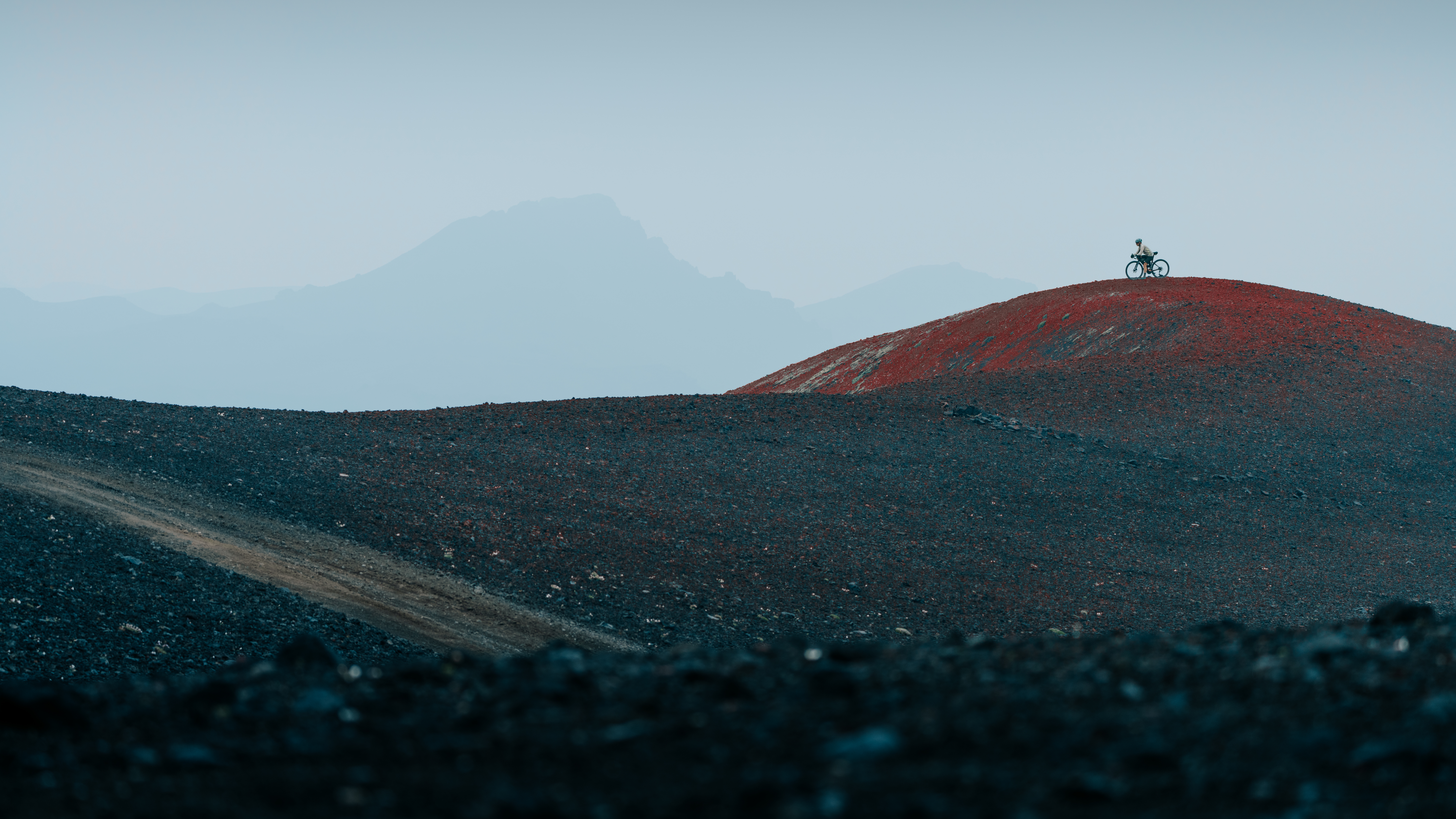 Into The Rift | 7mesh