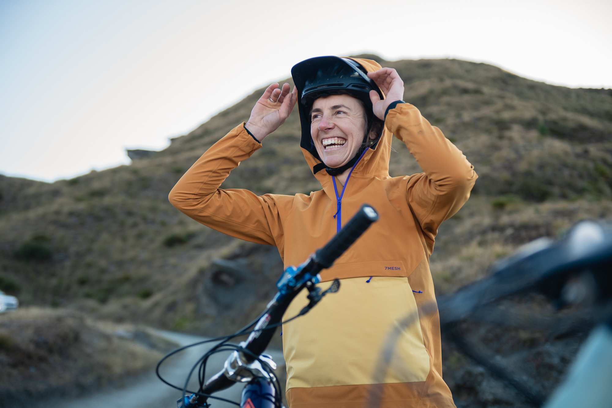 Women's Cache Anorak - Women's Trail Riding Hooded Bike Jacket | 7mesh ...