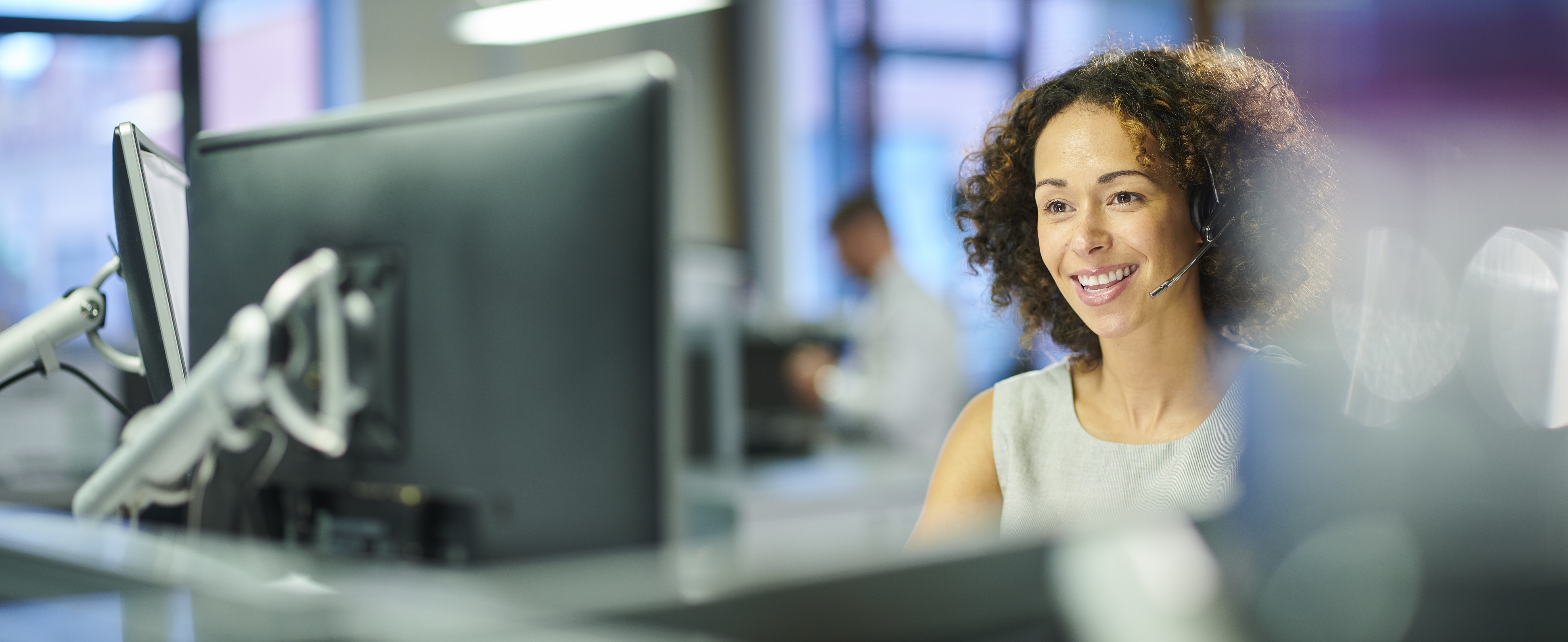 Customer Service | AXA Partners