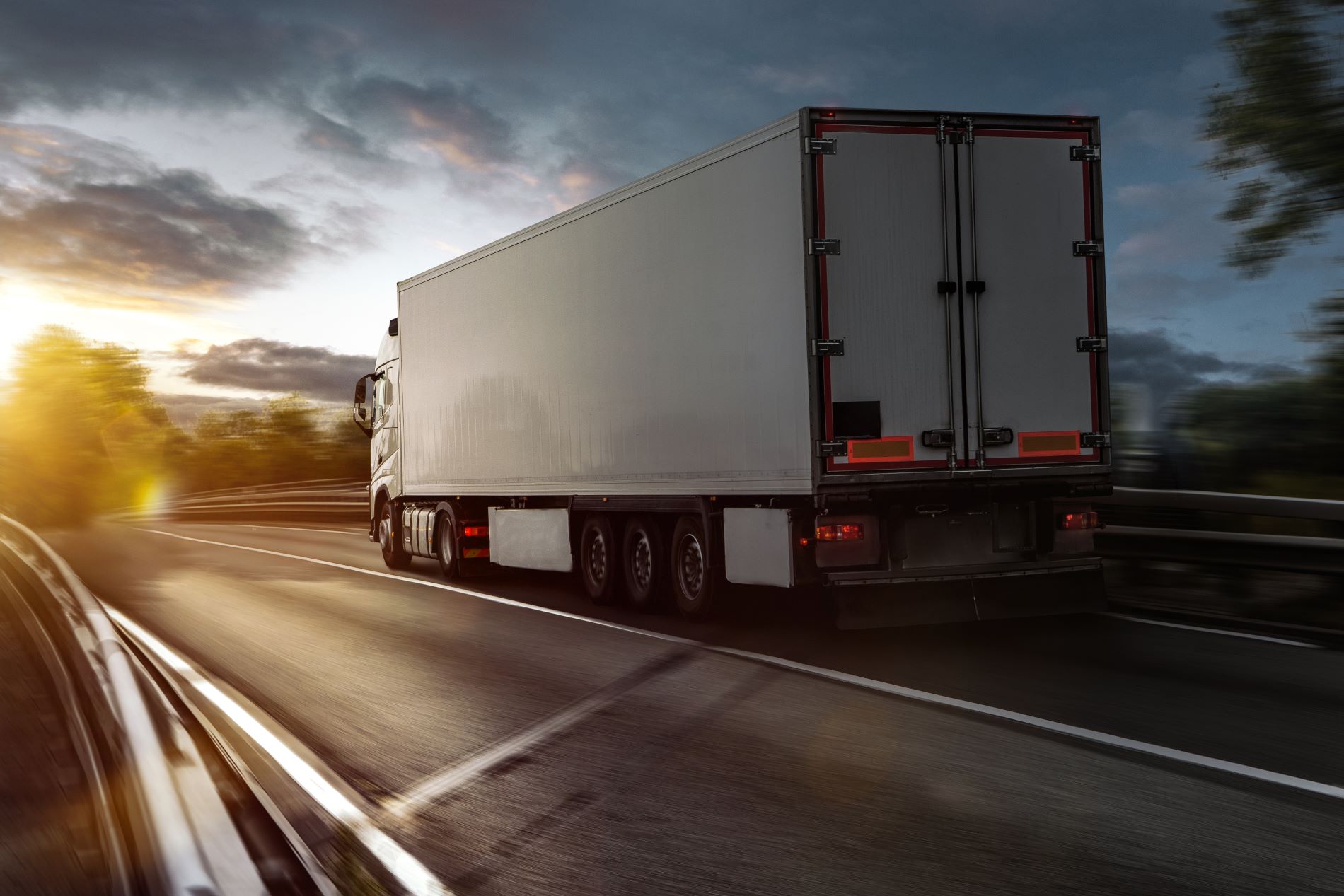 Assistance and breakdown service for semi-trailers | Truck Assistance ...