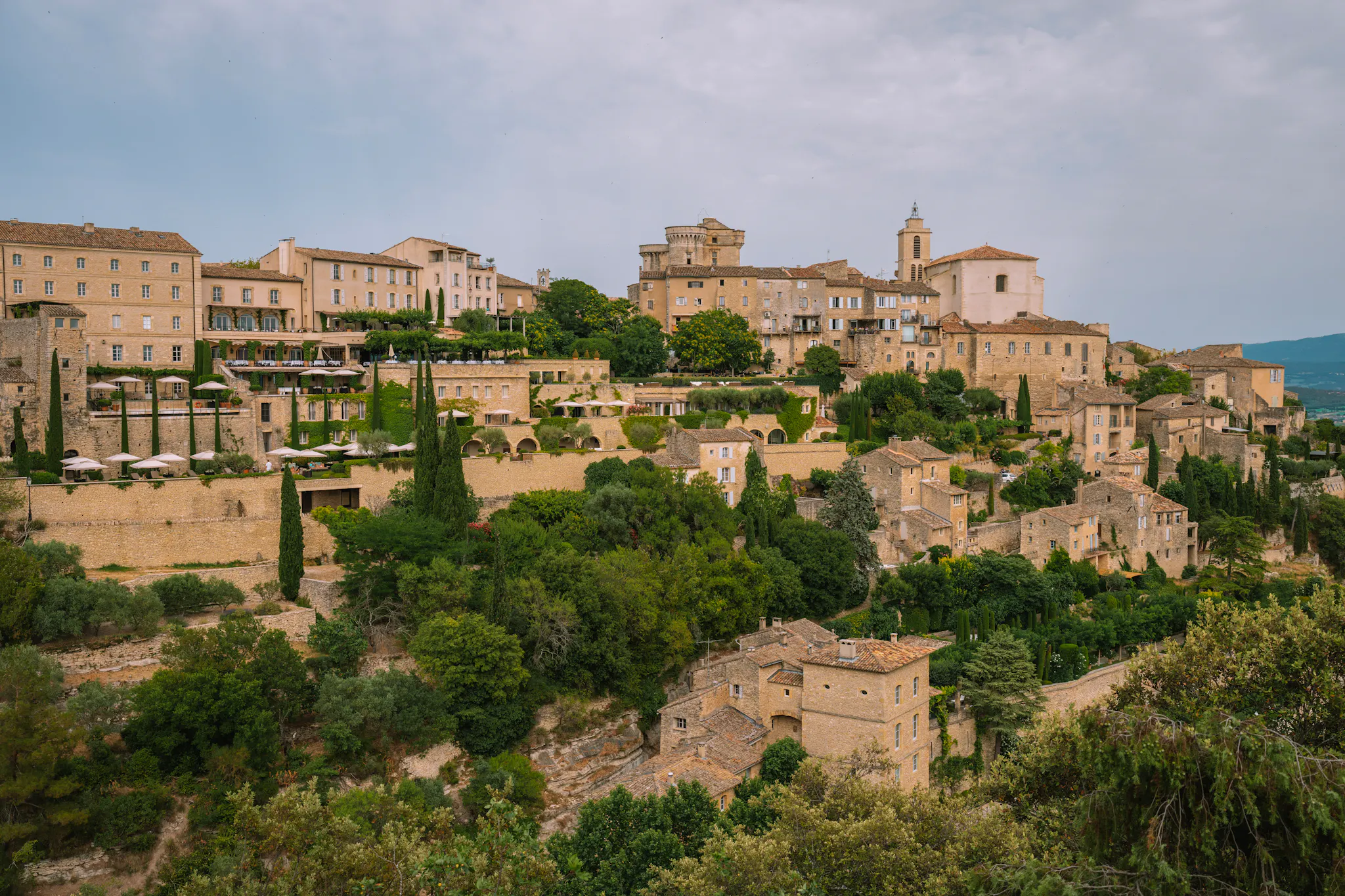 Palace Gordes | Hôtel de Luxe | Airelles Gordes La Basitide