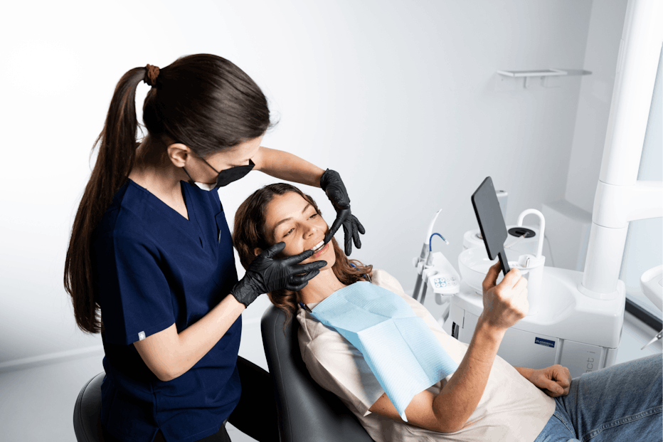 Gentle tooth whitening with PAP - your path to healthy, white teeth