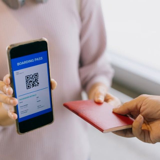 FAQs When Travelling With a Mobile Boarding Pass | Alternative Airlines