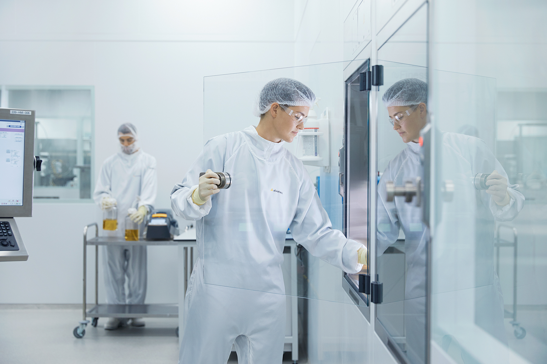 Alvotech invests $250 million in biopharmaceuticals - Alvogen