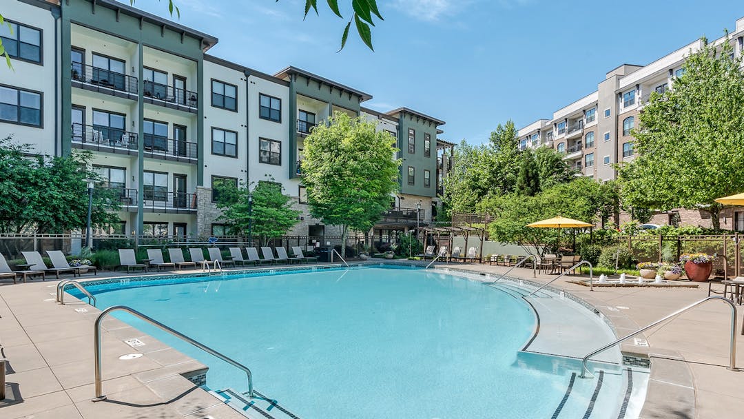 Luxury Apartments in Old 4th Ward | AMLI Parkside