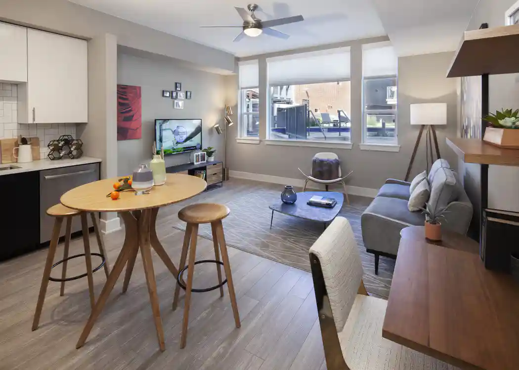 Luxury Apartments near LoDo Denver | AMLI Riverfront Green