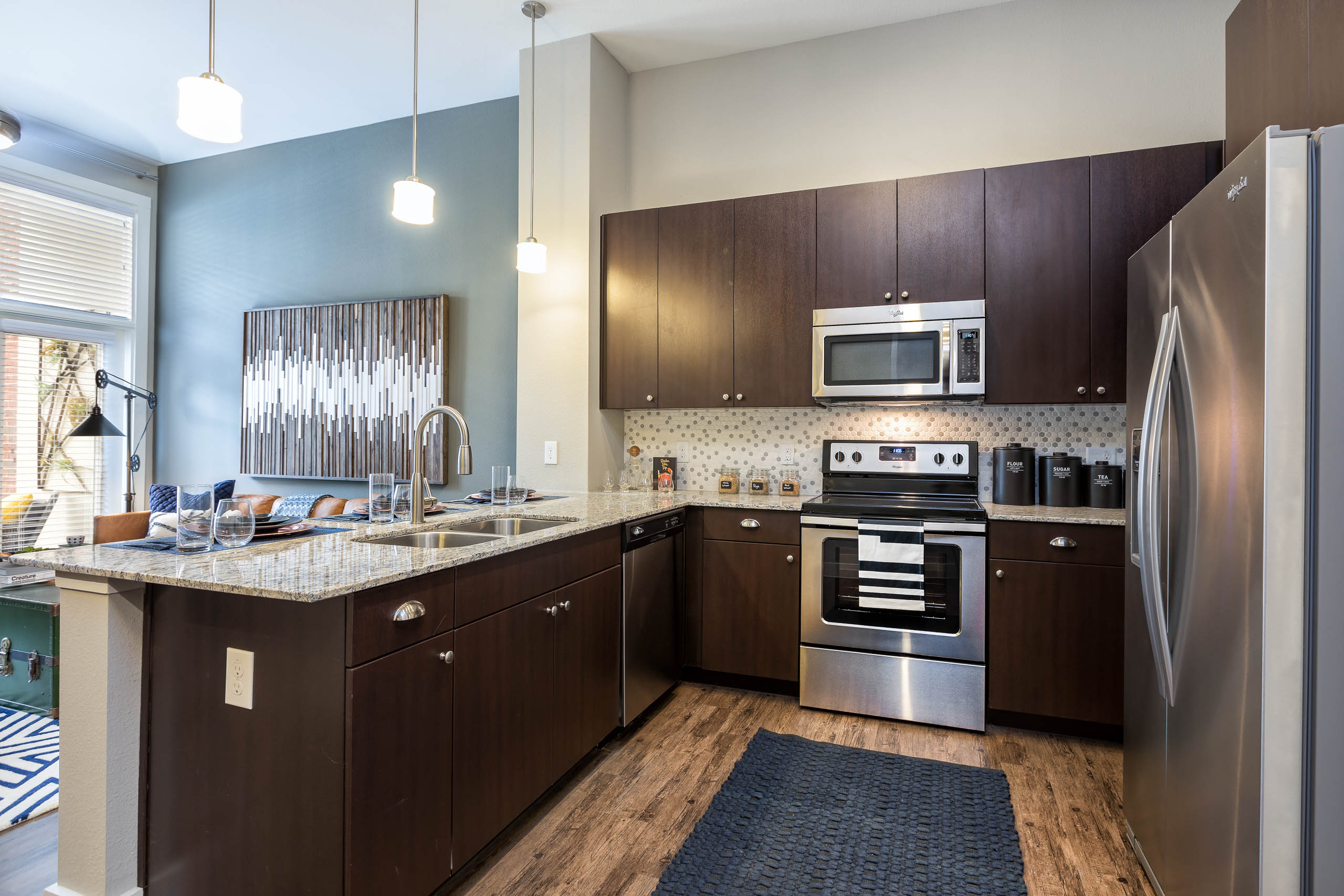 Studio - 3 BR Apartments in Frisco, TX | AMLI Frisco Crossing