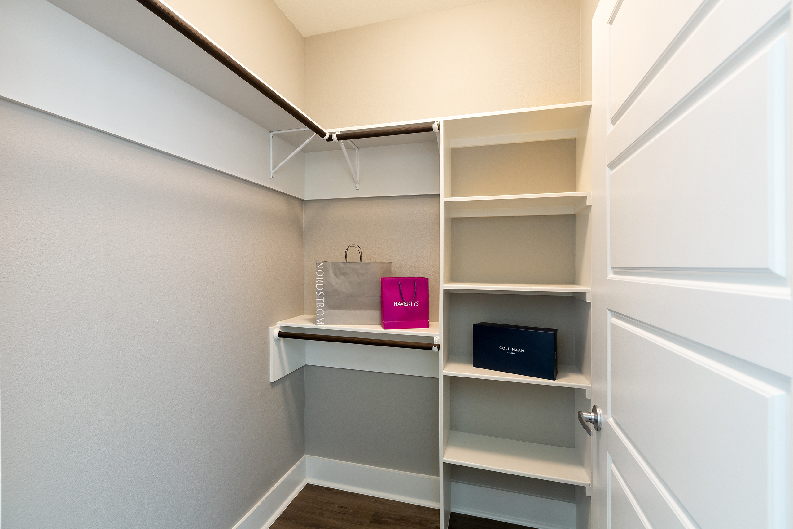 Luxury East Riverside Austin Apartments | AMLI South Shore