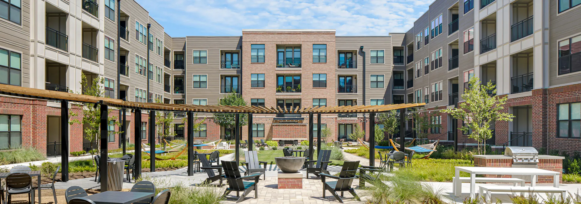 Addison Apartments in Dallas | Find AMLI Residential Apartments