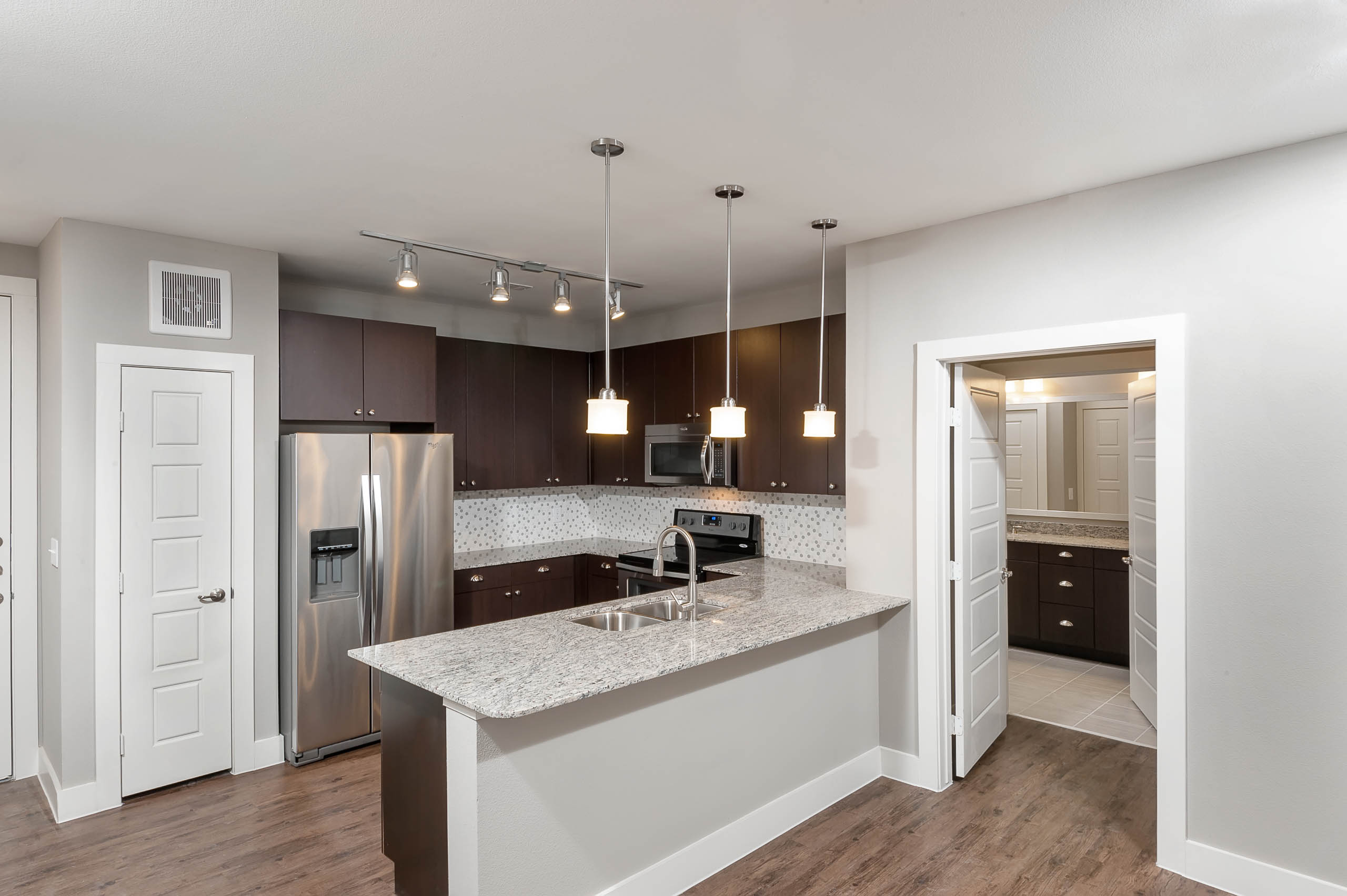 Apartments for Rent in Frisco, TX | AMLI Frisco Crossing