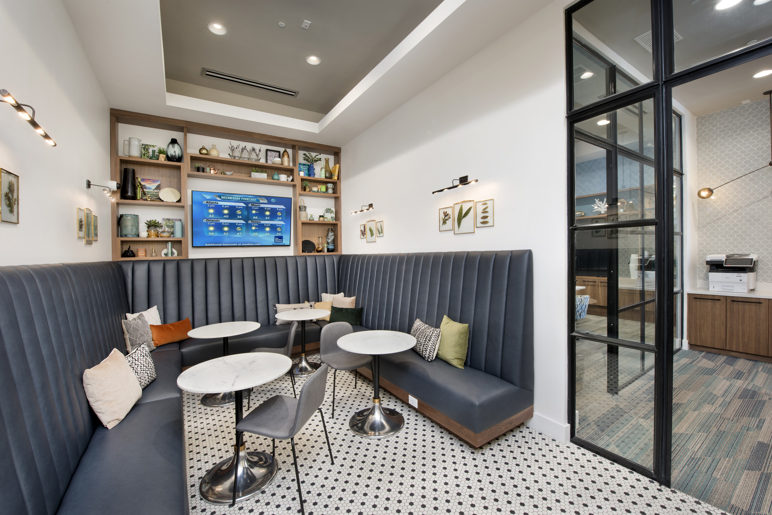 Downtown Decatur Apartments | AMLI Decatur