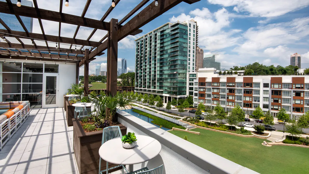 Luxury Apartments in Buckhead | AMLI Buckhead
