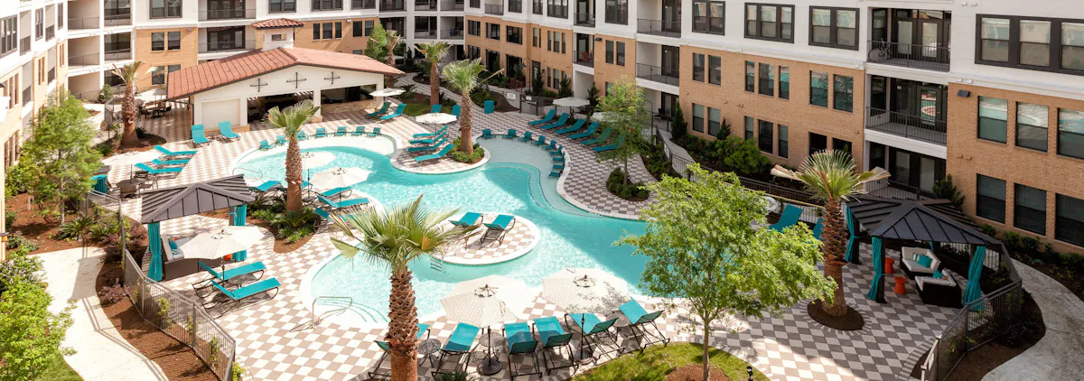 Las Colinas Apartments | View our Properties | AMLI Residential
