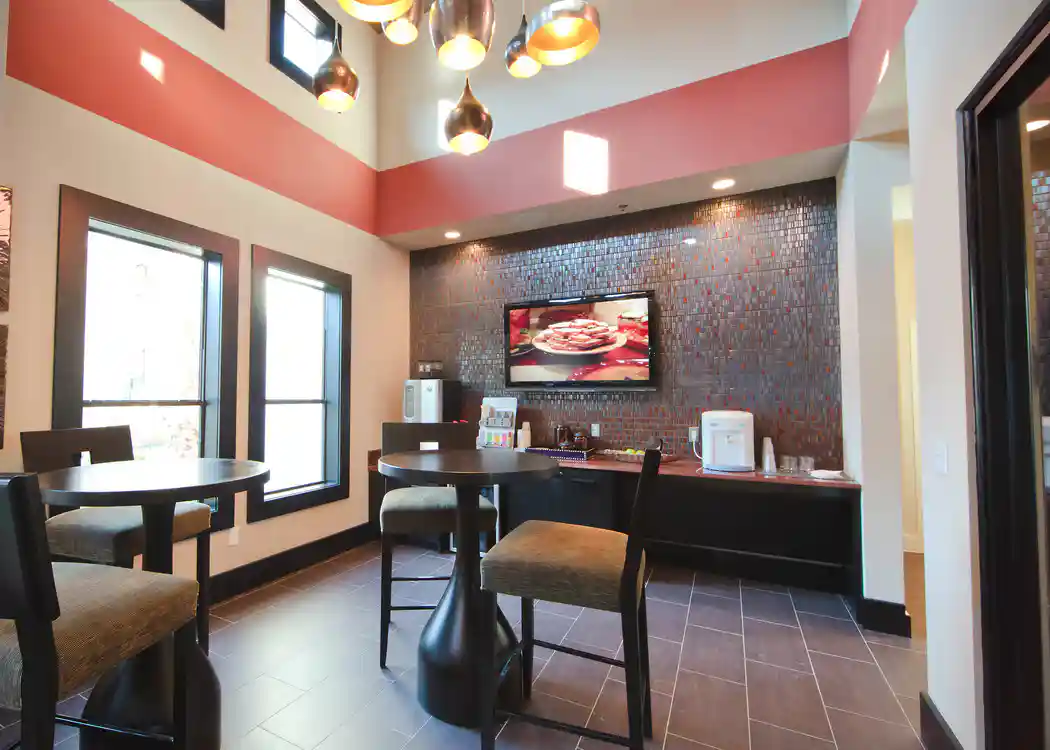 Luxury Apts Las Colinas | View our Amenities | AMLI at Escena