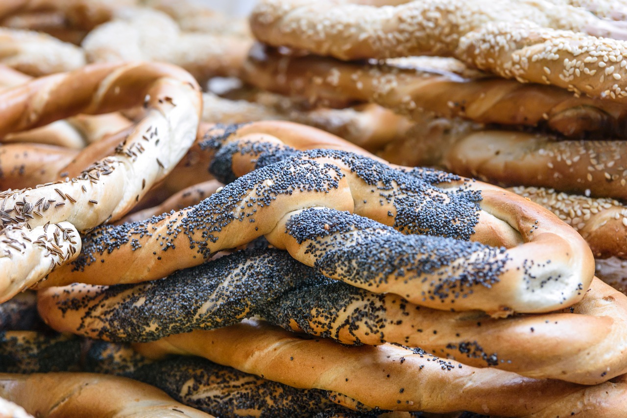 14 Kinds Of Ring-Shaped Breads From Around The World