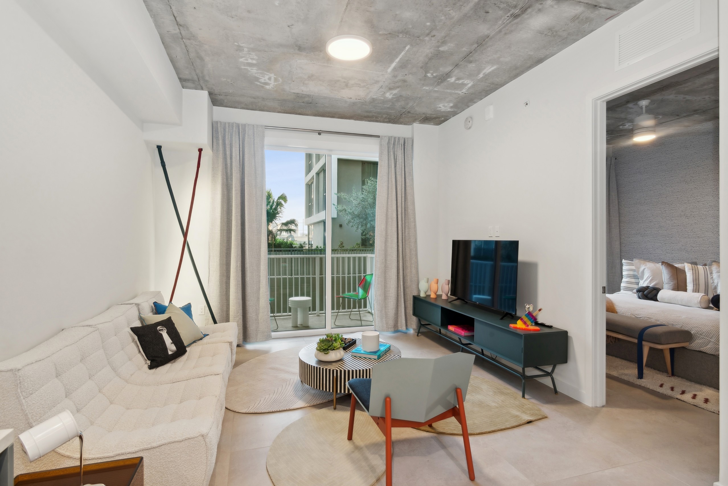 Wynwood Luxury Apartments | AMLI Wynwood Amenities