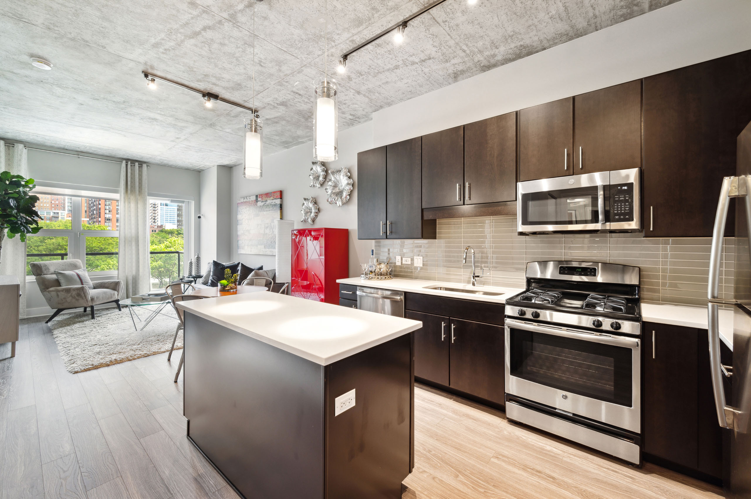 Amli lofts store