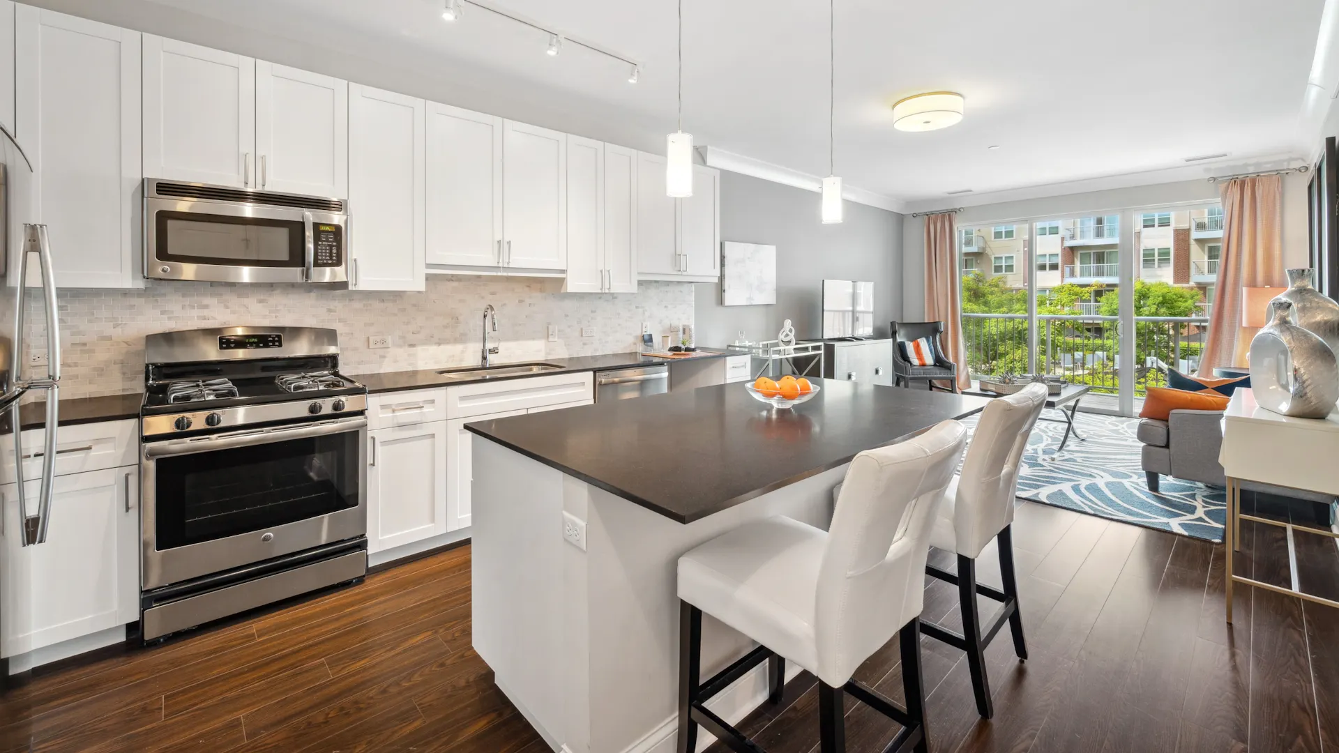 Deerfield Apartments | AMLI Deerfield