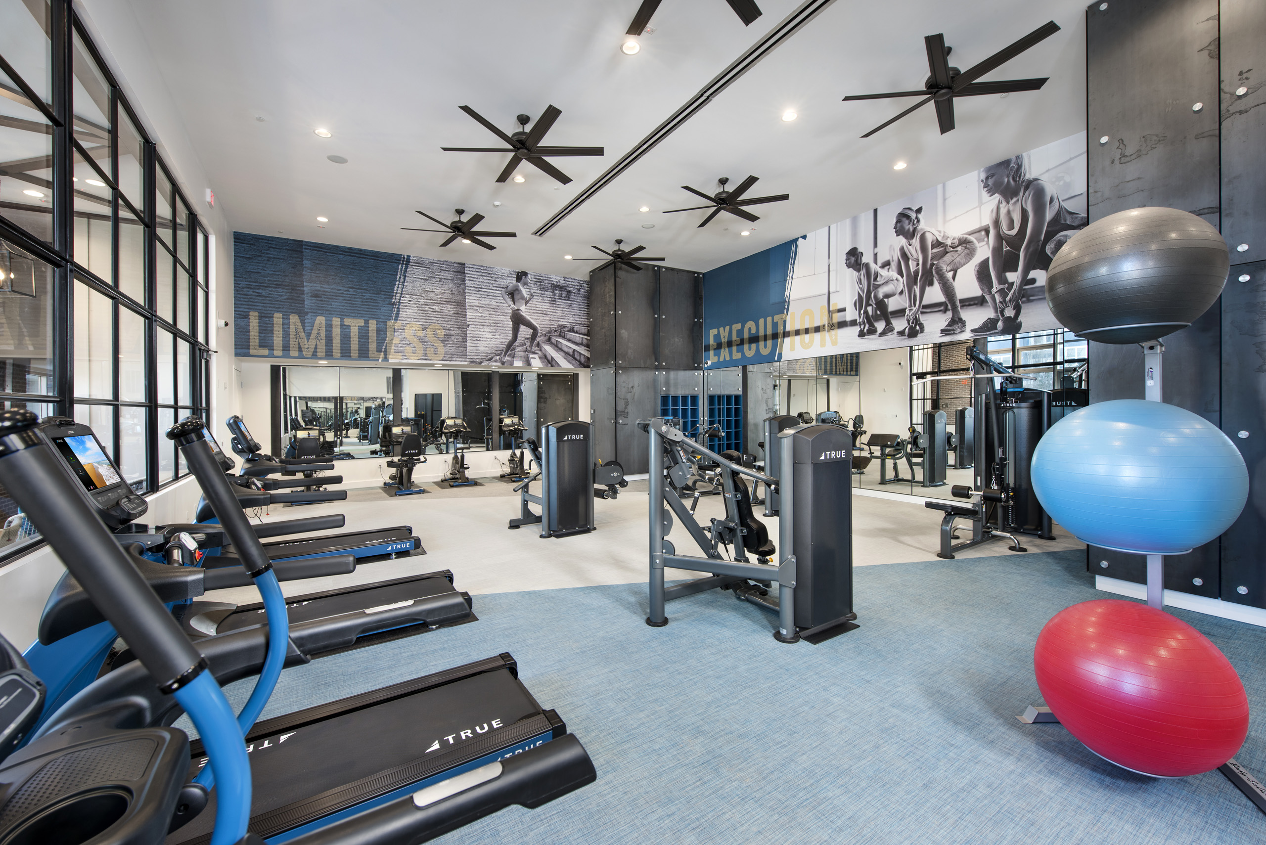 Luxury Apartments in Decatur GA | AMLI Decatur