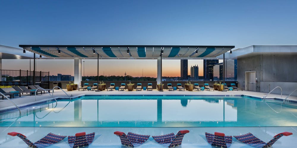 Luxury Apartments in Midtown Atlanta | AMLI Arts Center