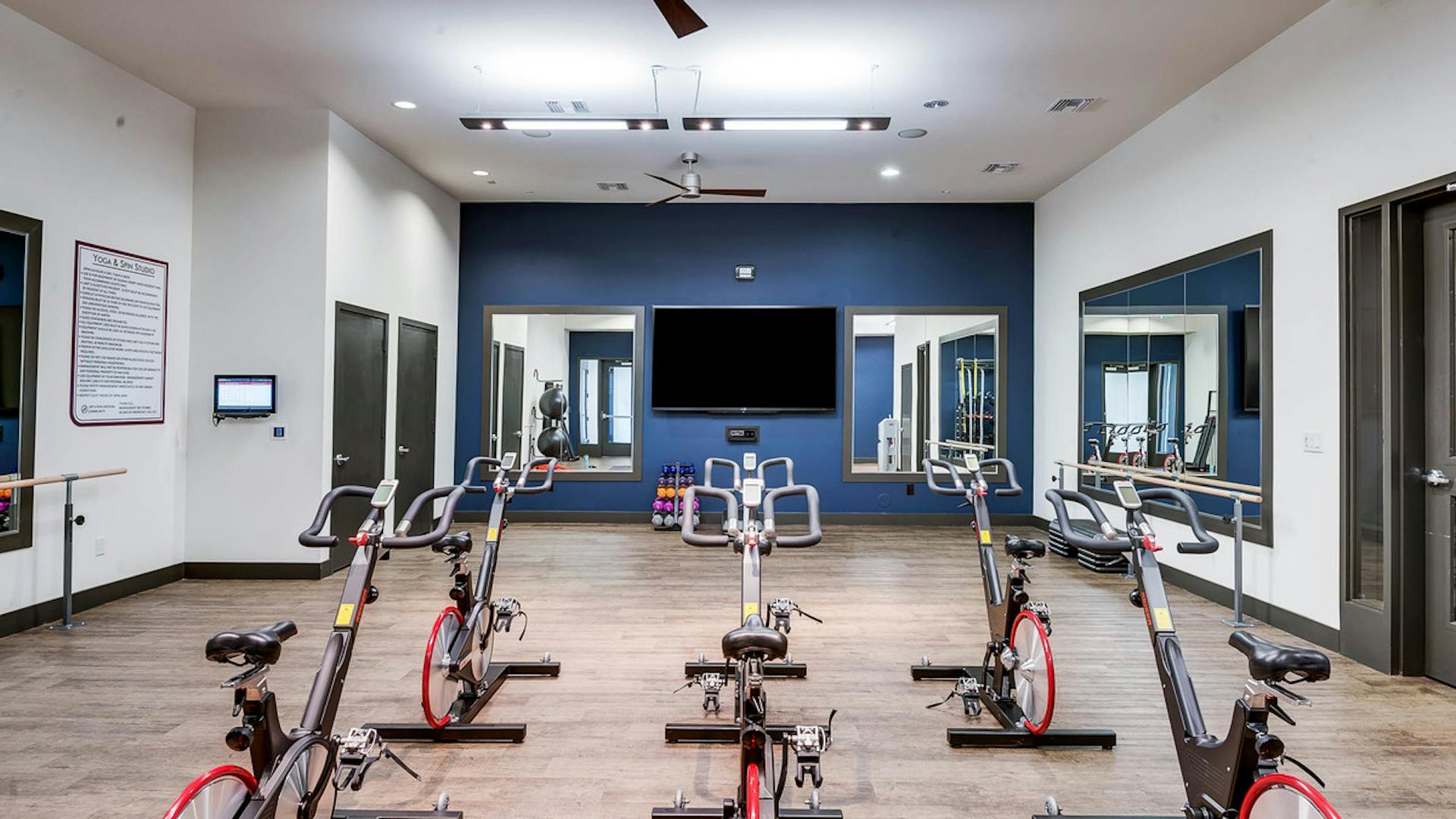 Cherry Creek Apartments | AMLI Cherry Creek