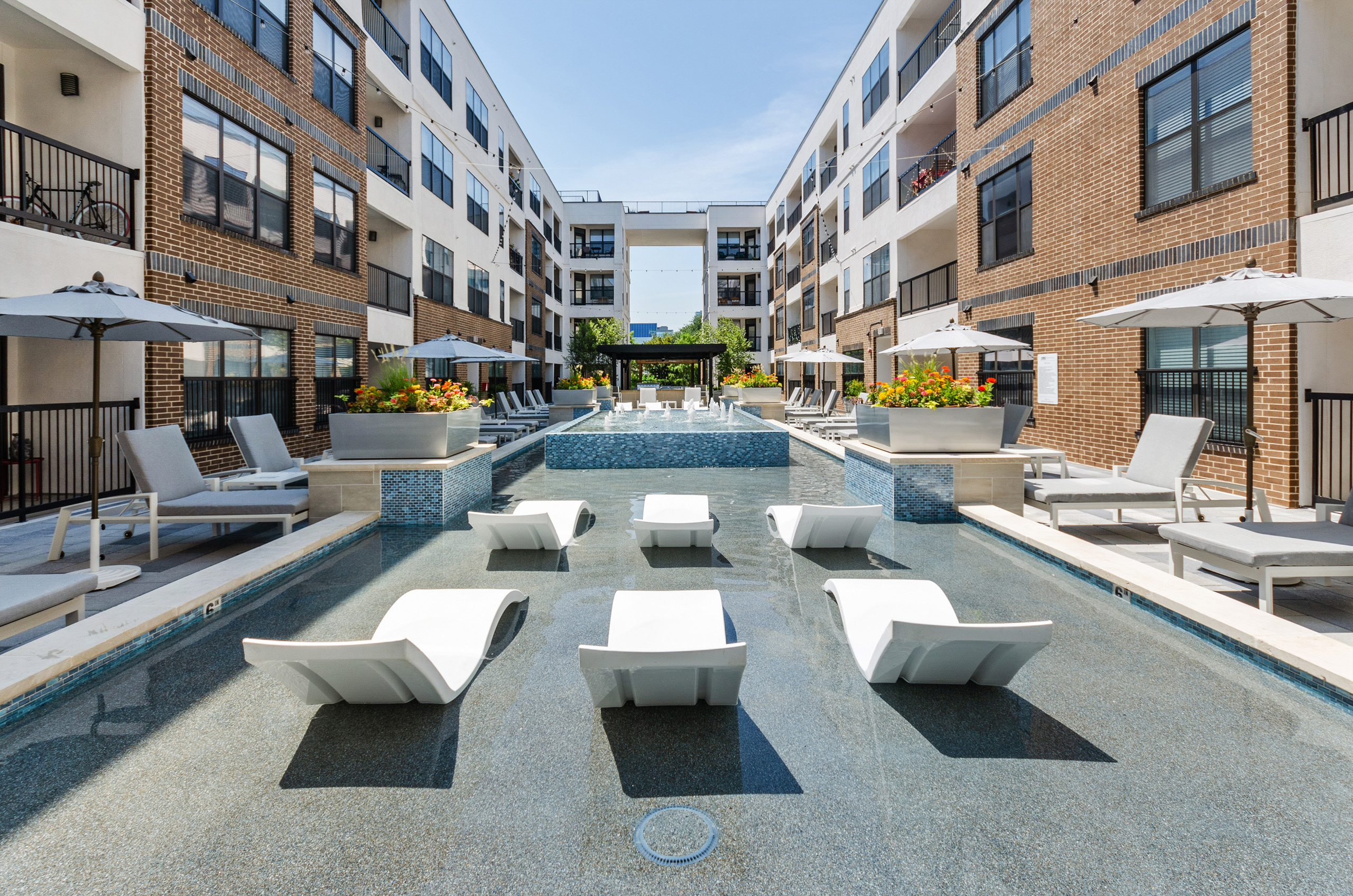 Uptown Dallas Apartments | AMLI Quadrangle