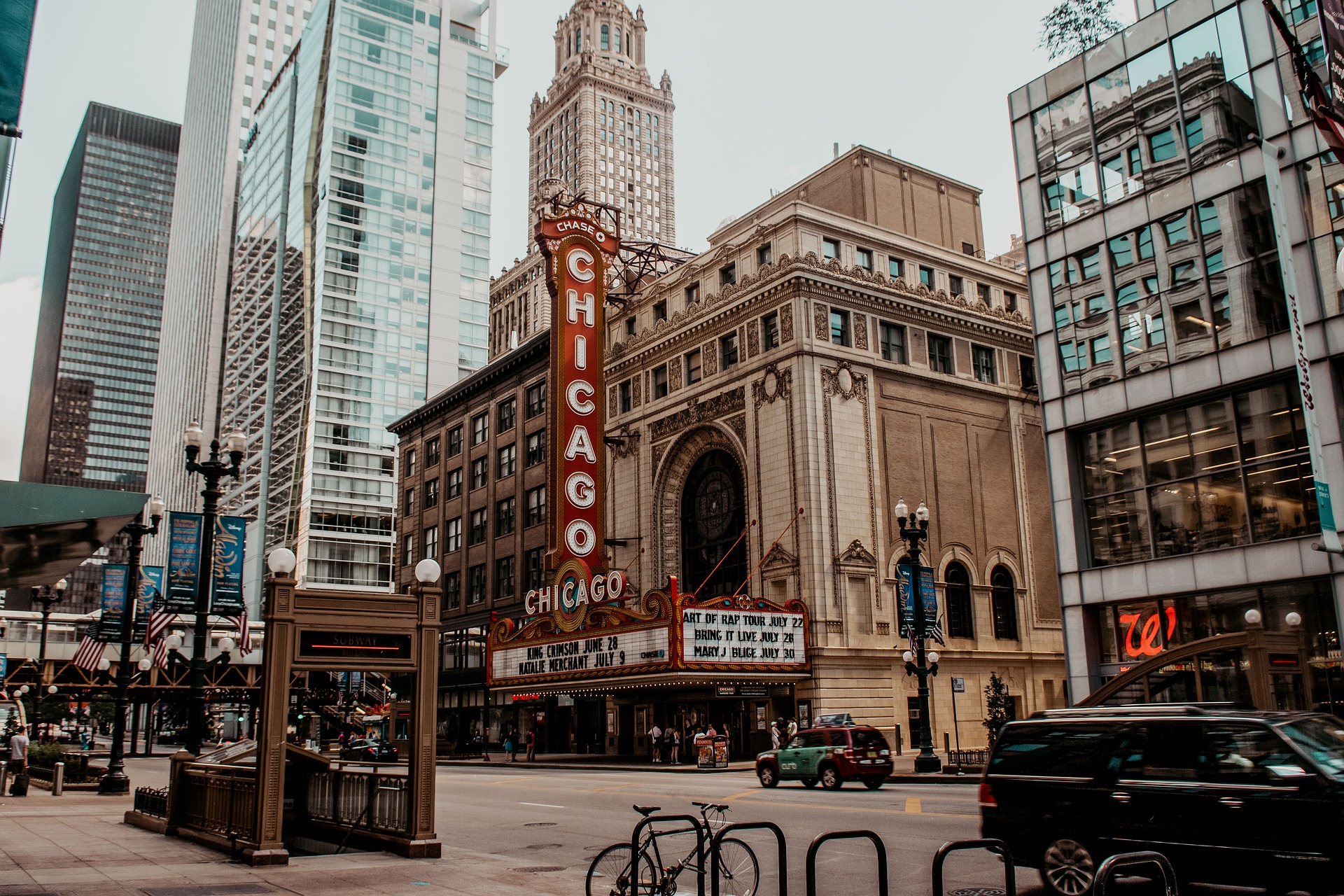 Why is Chicago Known for Architecture?