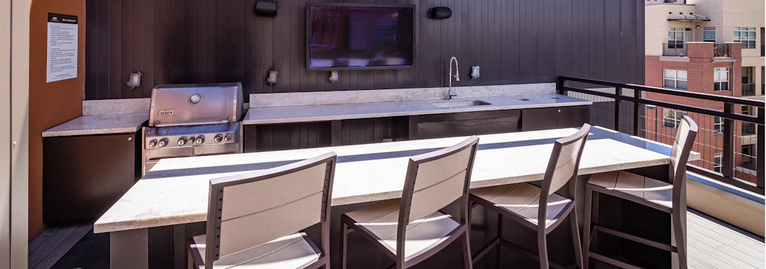 AMLI Riverfront Park | Luxury Apartments in LoDo Denver