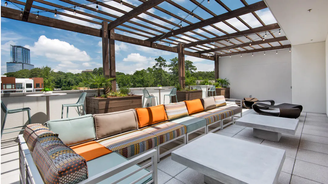 Luxury Apartments in Buckhead | AMLI Buckhead