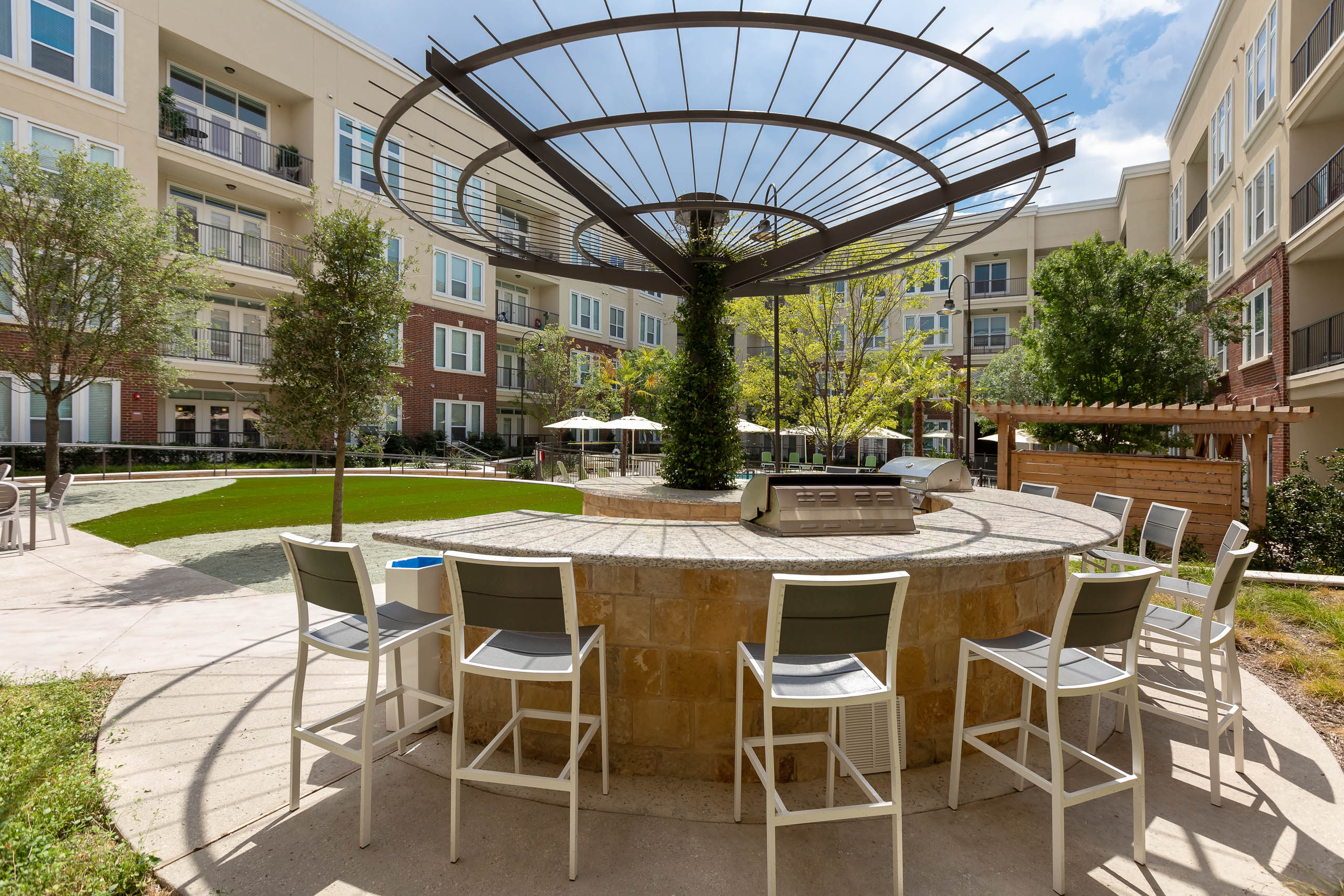 Apartments for Rent in Frisco, TX | AMLI Frisco Crossing