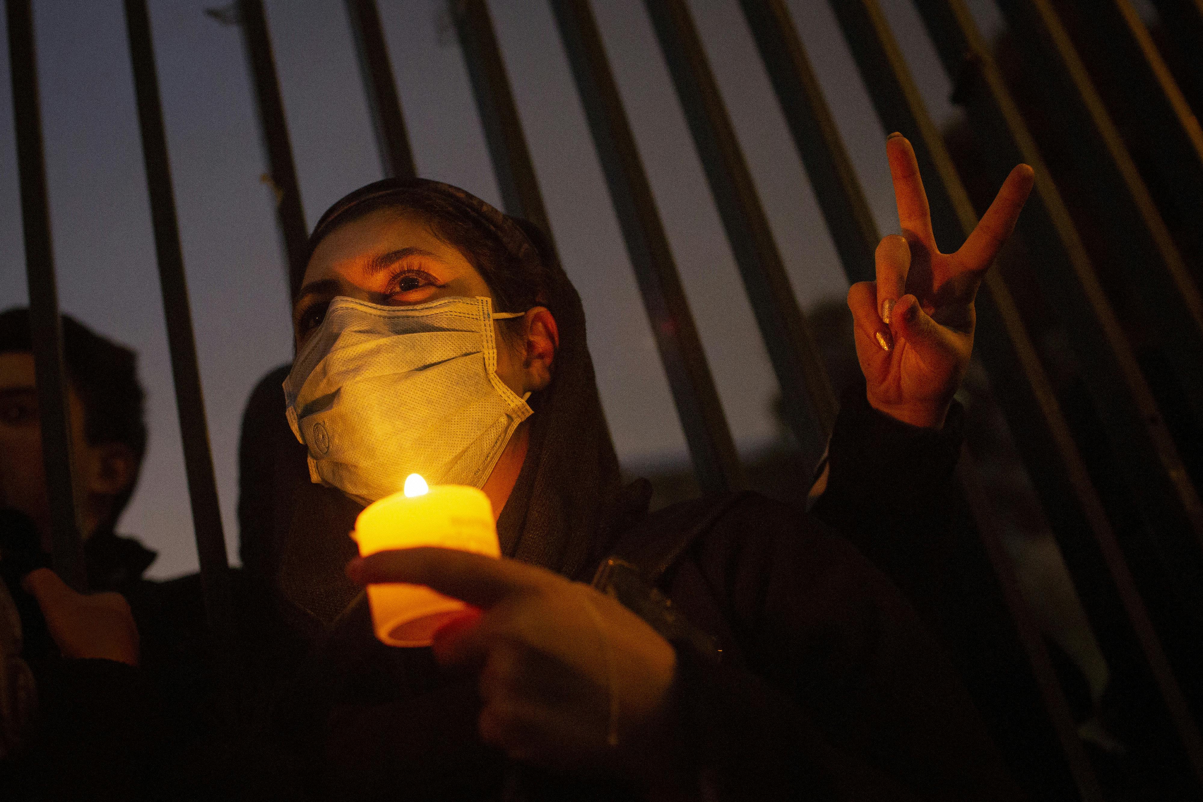 Libérez les manifestants emprisonnés en Iran - Amnesty International France
