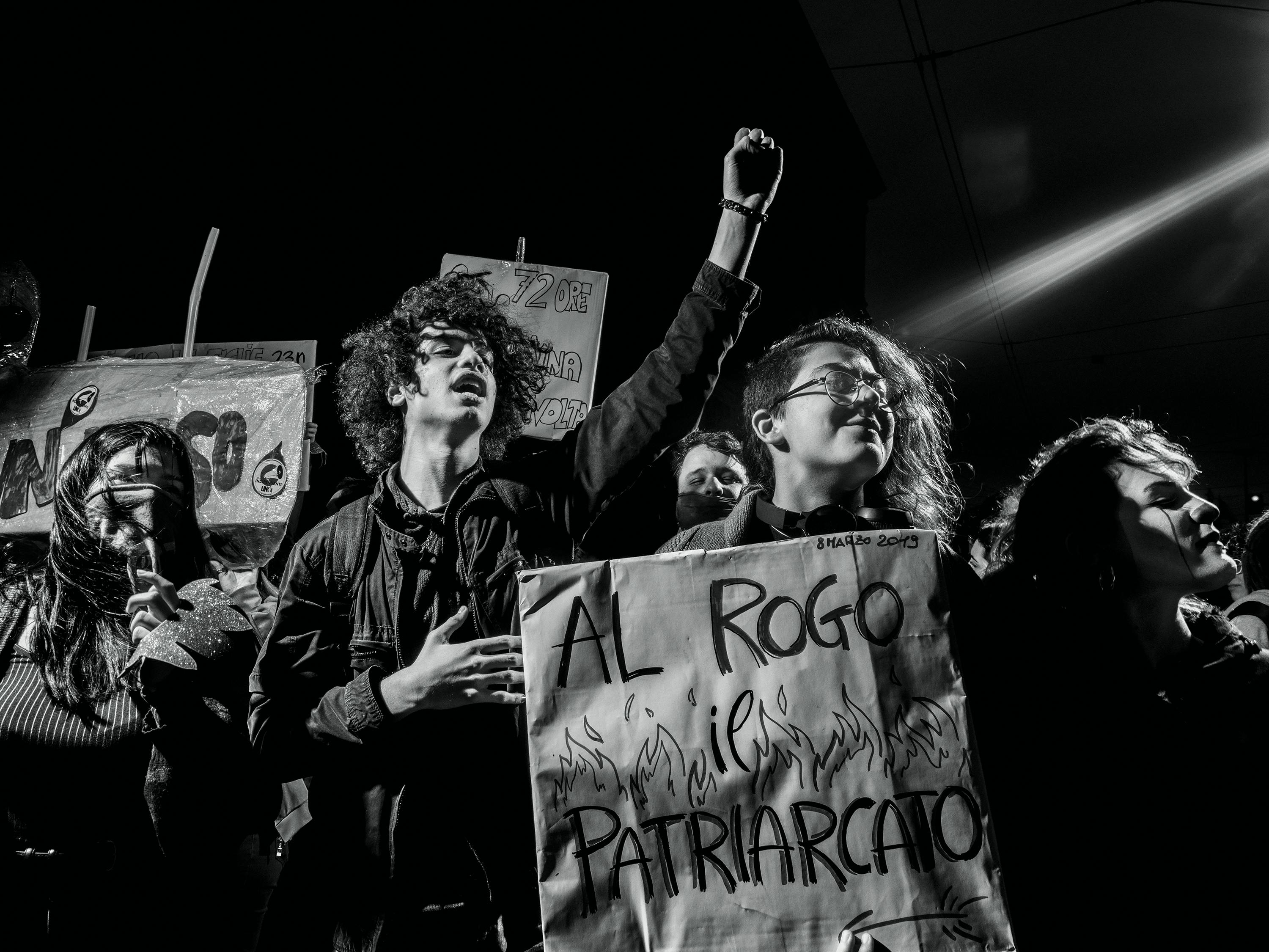 Amnesty International France - On se bat ensemble, on gagne ensemble.