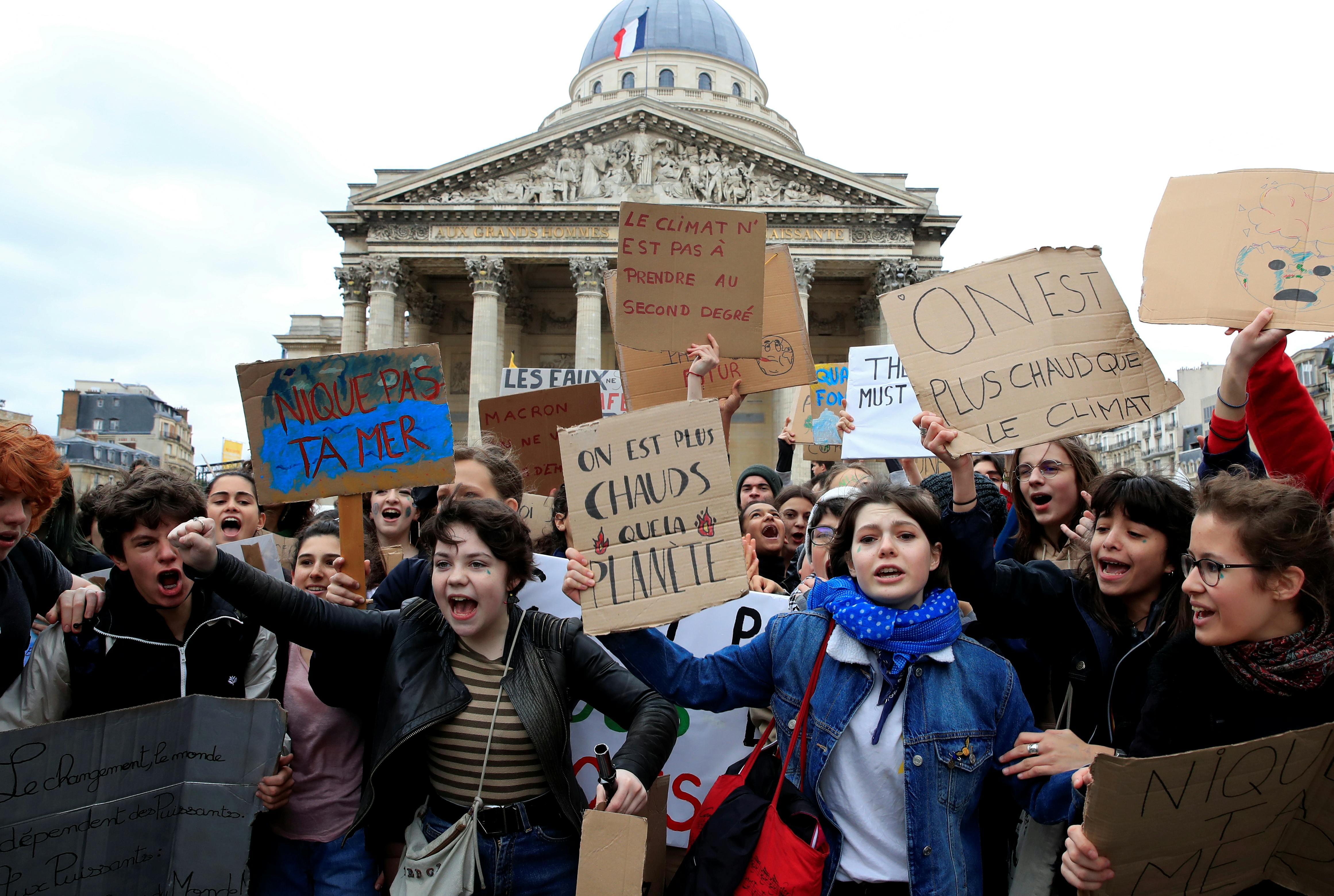Amnesty marche pour le climat - Amnesty International France