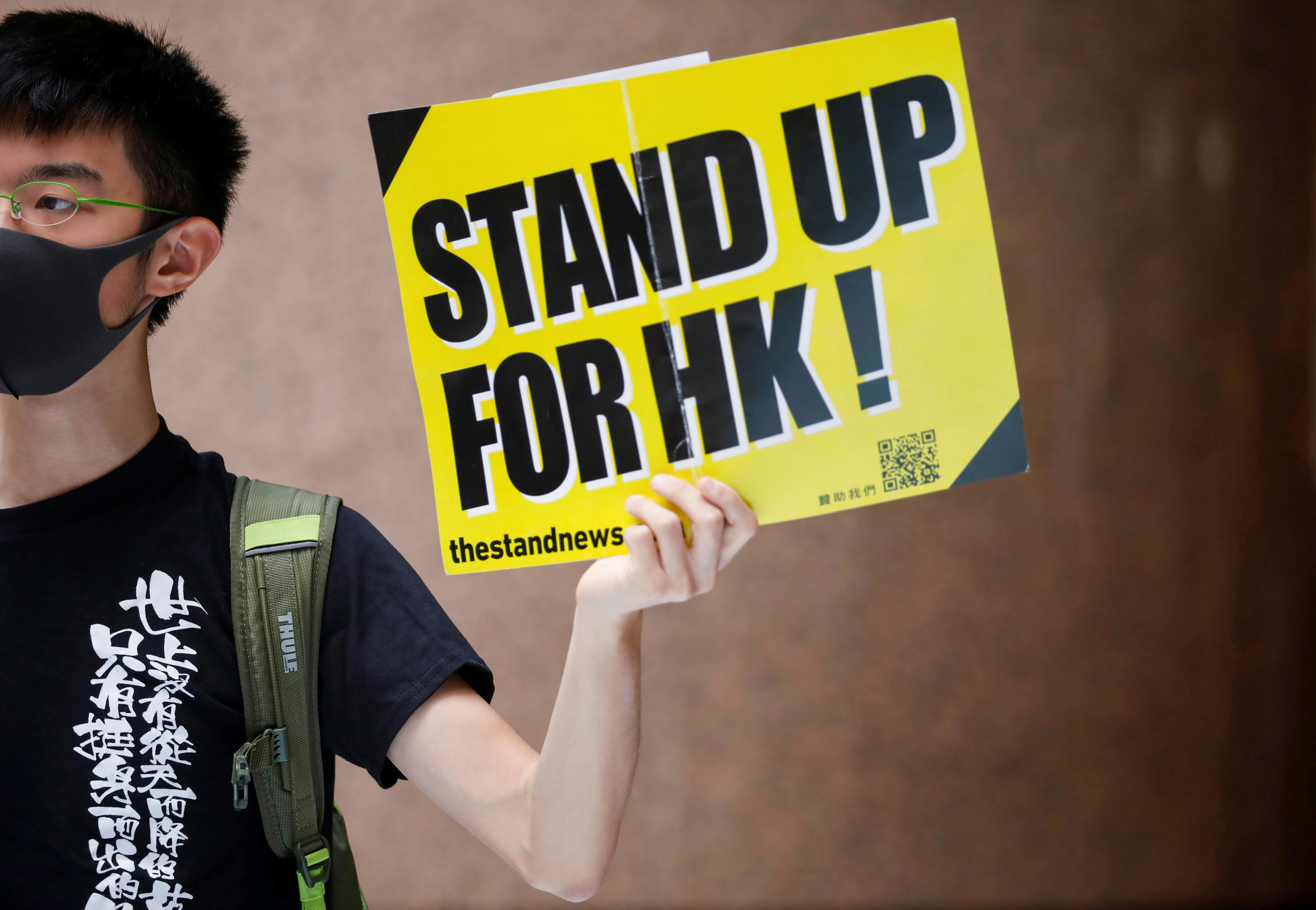 Hong Kong Les Attaques De La Police Contre La Dissidence Amnesty