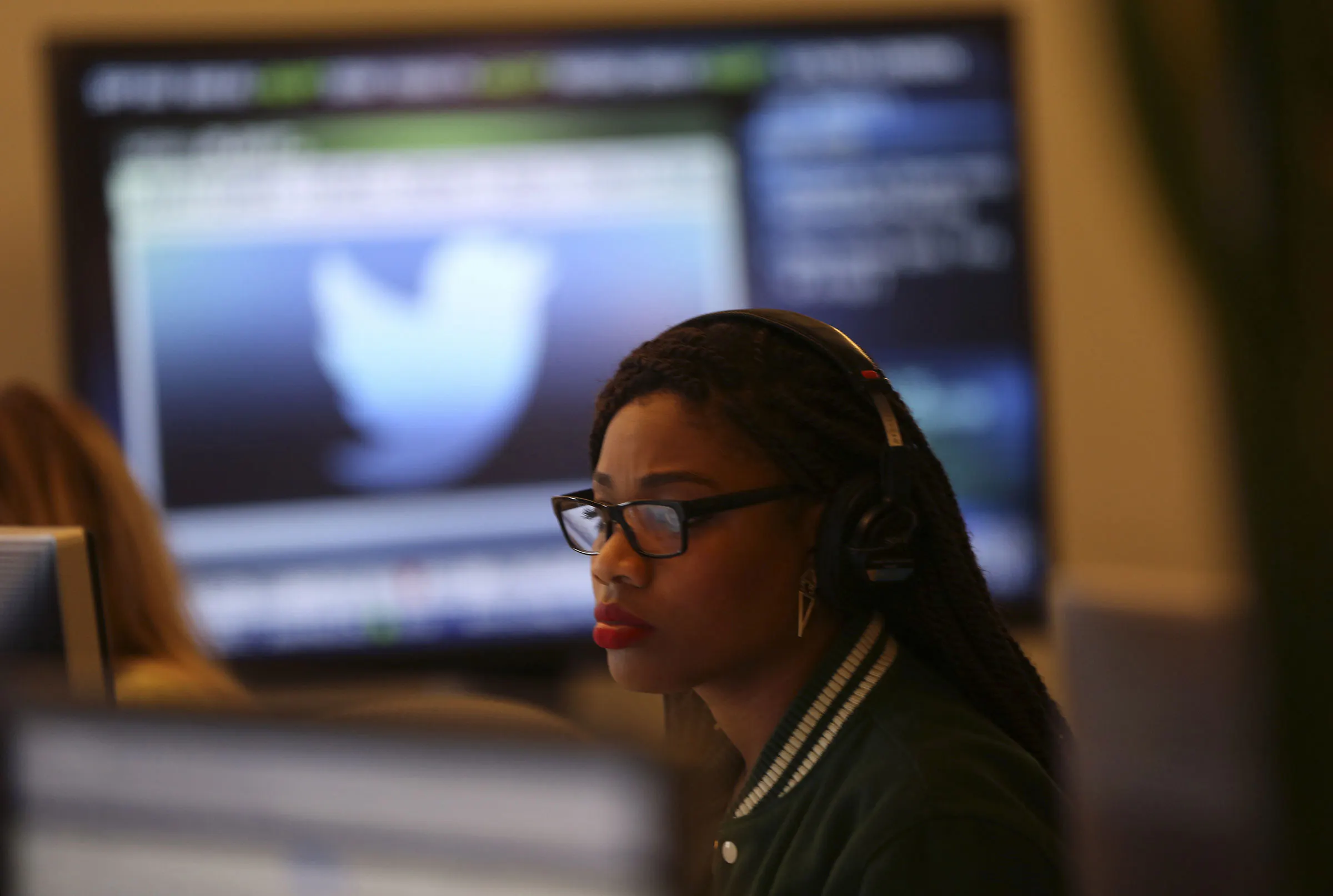 Femmes sur Twitter : espace de liberté ou d'abus ? - Amnesty ...
