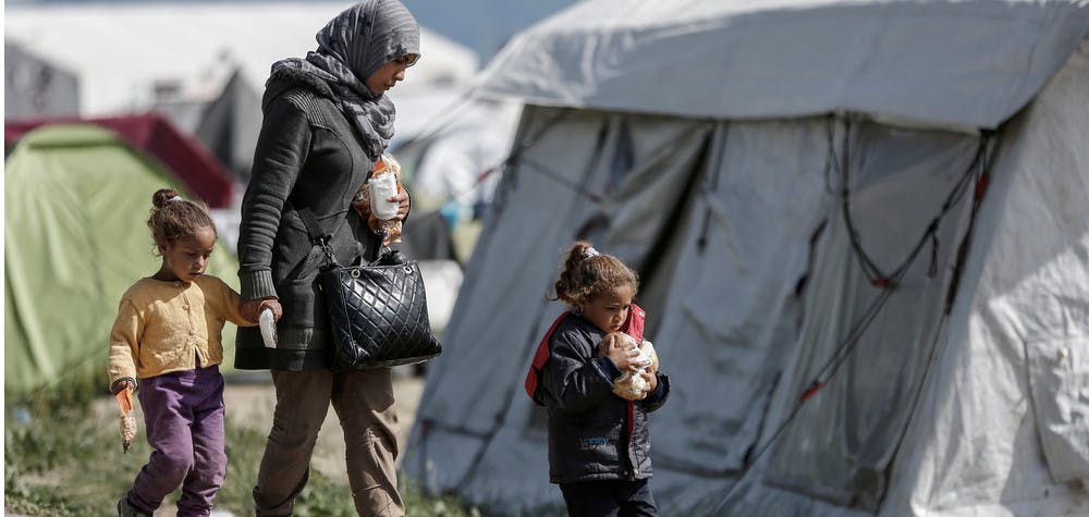 Les réfugiés sont bloqués aux frontières européennes © YANNIS KOLESIDIS ...