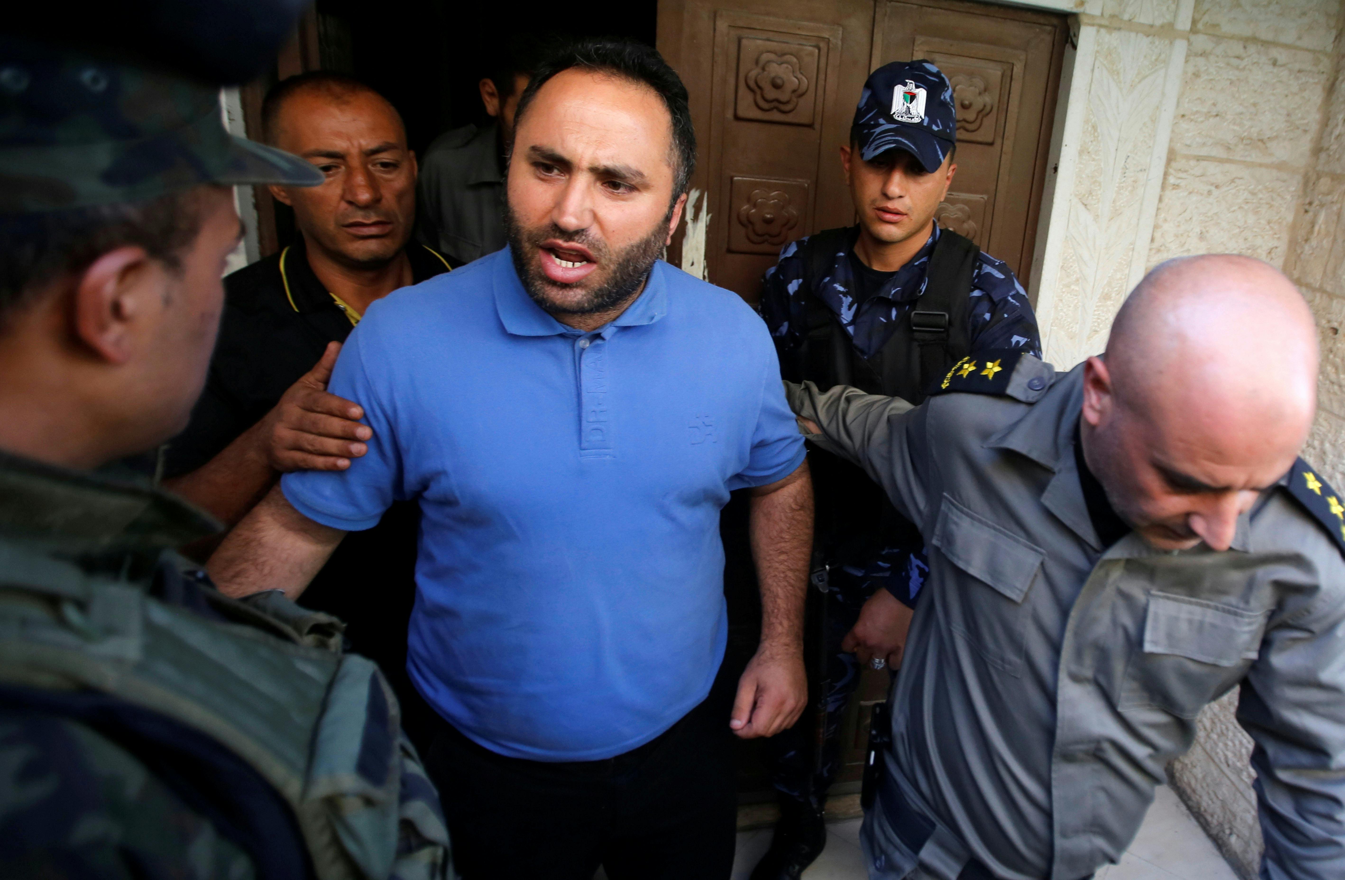 Le militant palestinien Issa Amro continue d’être persécuté par les ...