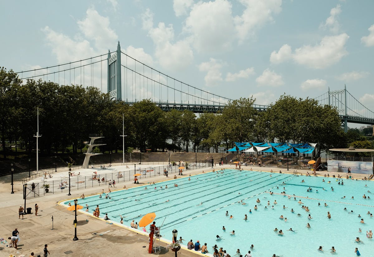 ASTORIA WEST | Astoria Queens Waterfront Apartments - Neighborhood