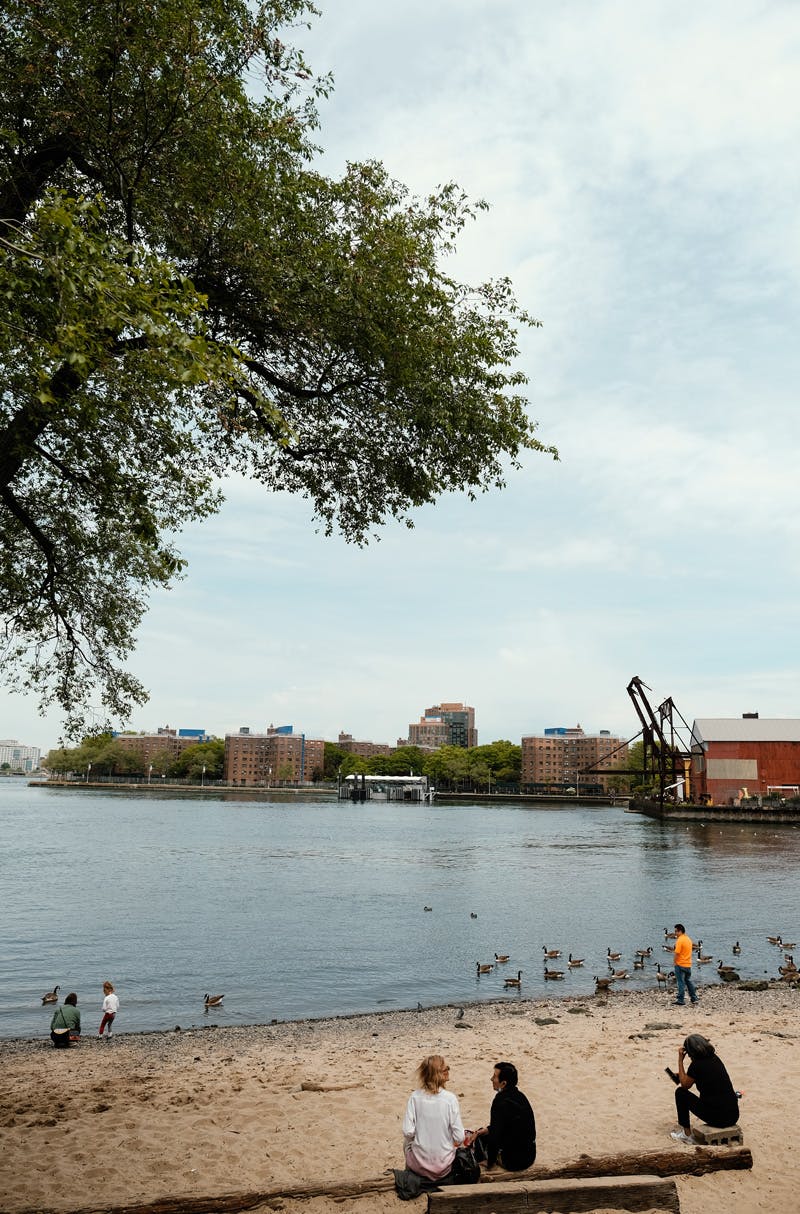 ASTORIA WEST | Astoria Queens Waterfront Apartments - Neighborhood