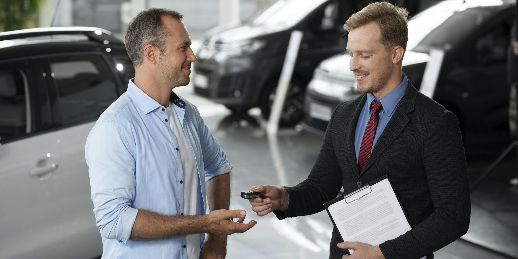 New Car Loan vs. Used Car Loan Interest Rates in Canada [2025]