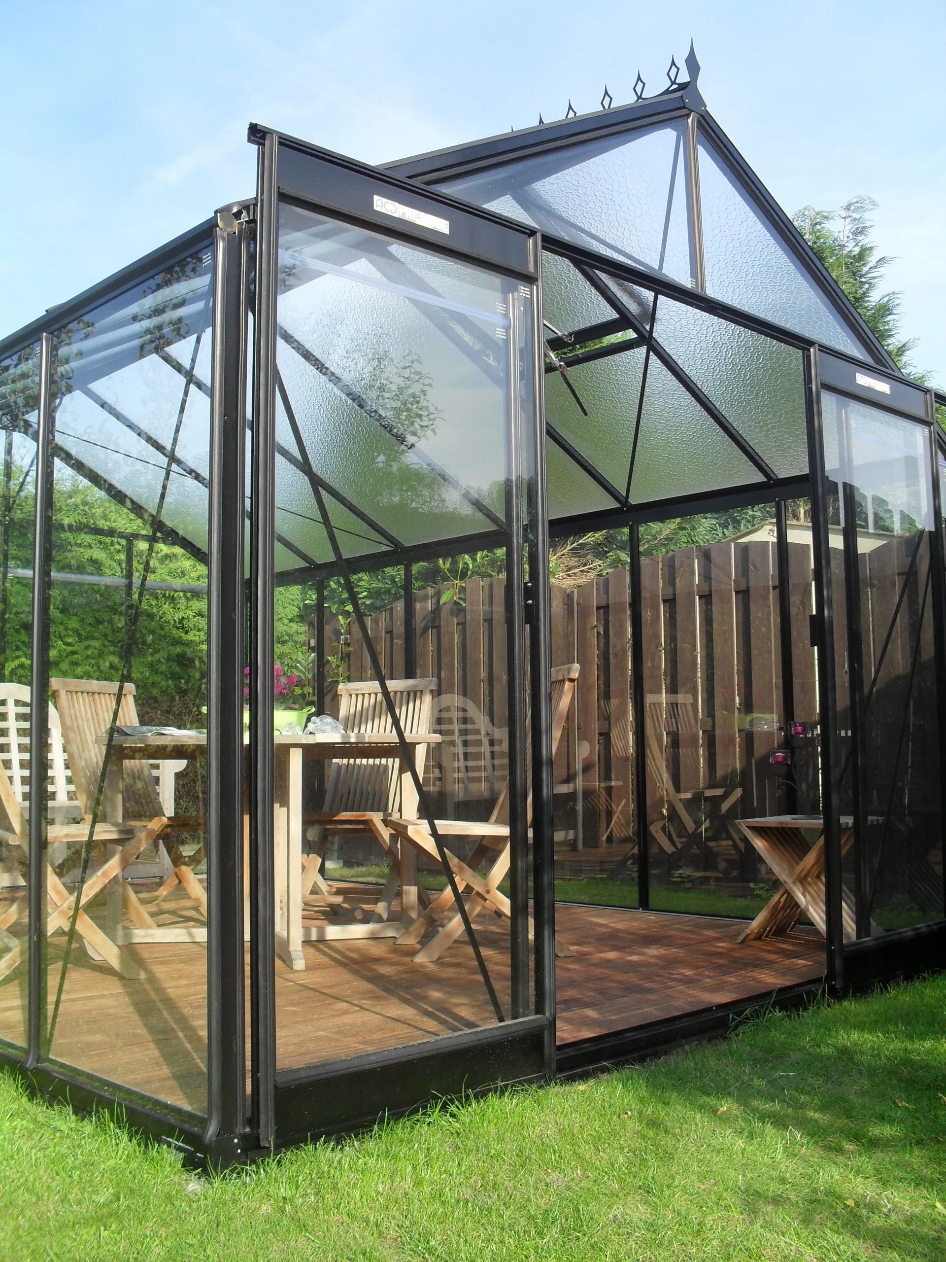 De Gids voor Tuinkas Materialen: Tuindersglas tot Polycarbonaat