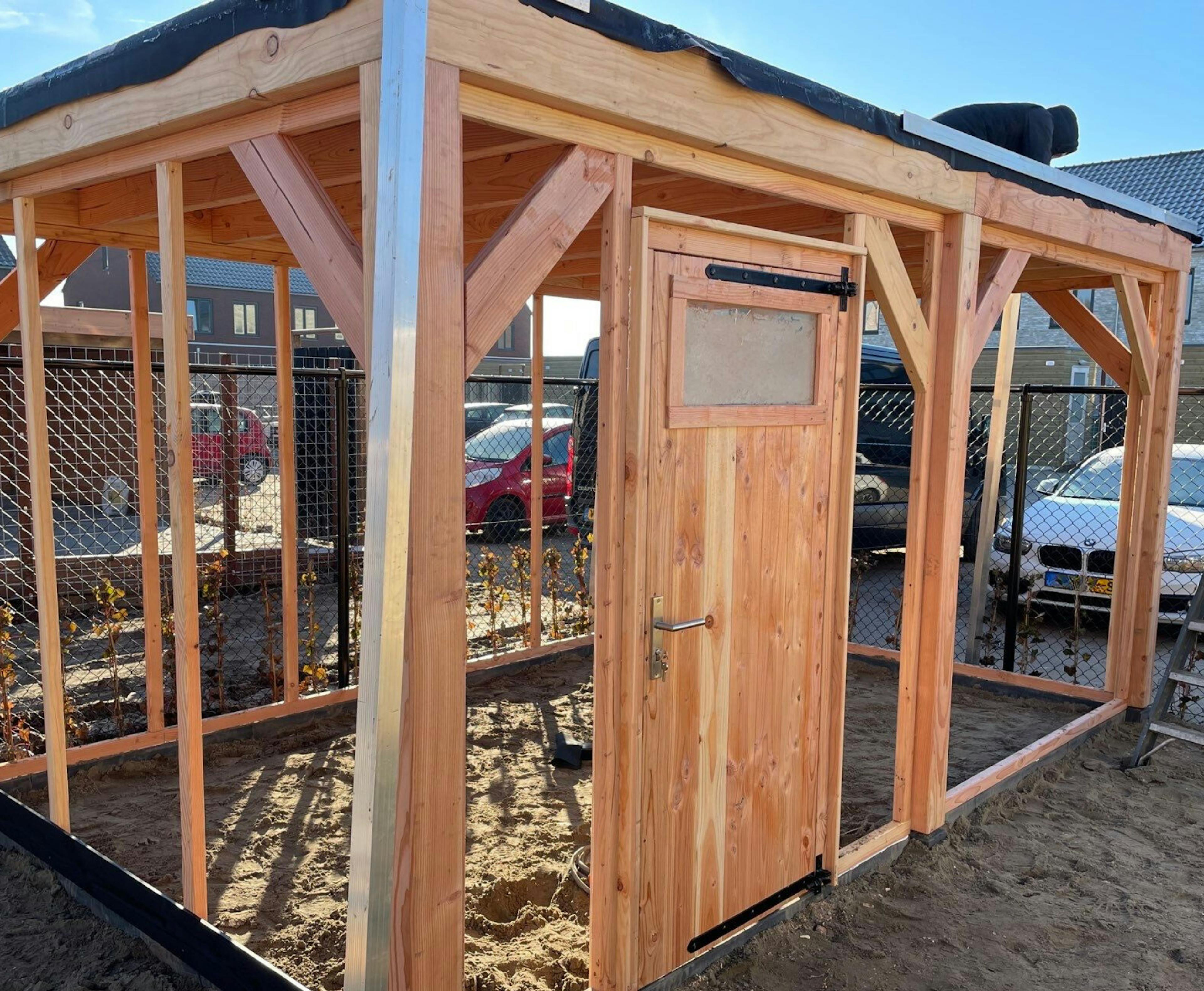 Azalp | Bestel je betaalbare overkapping, tuinhuis of opbergbox.