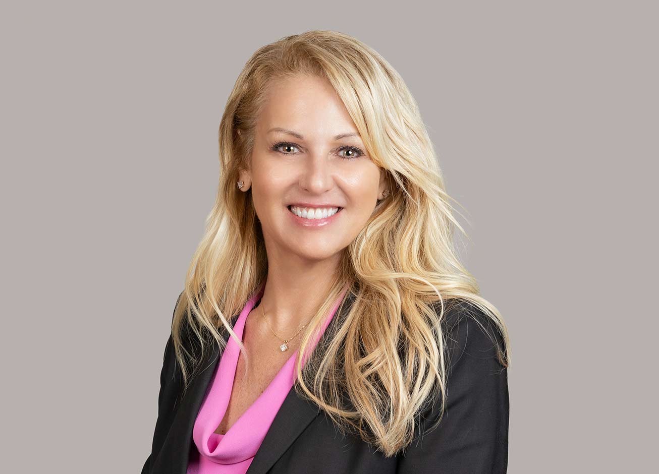 Leave a message for Stacey Dell | Baker Tilly