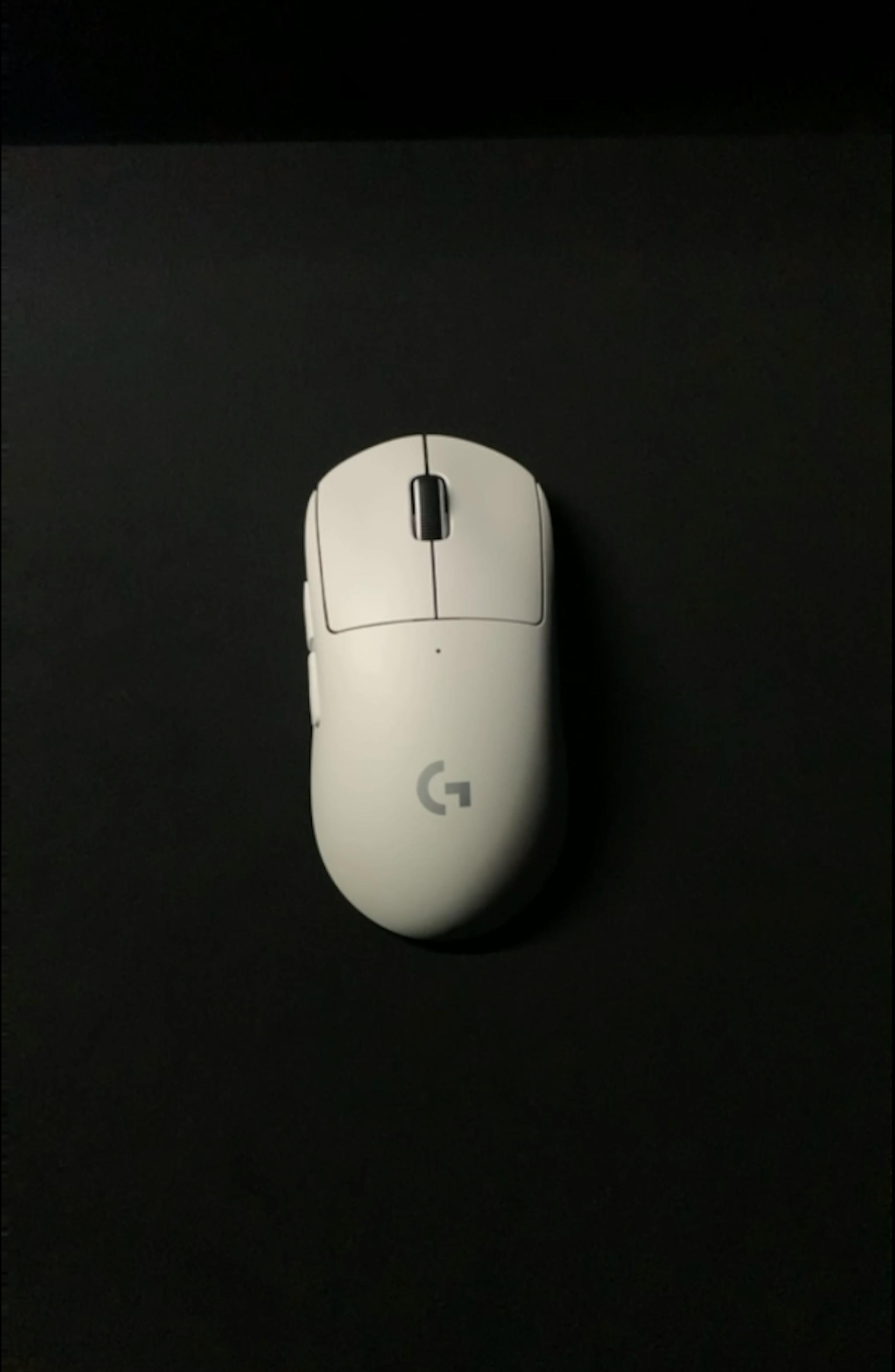 Logitech G Pro Superlight 2 • Rekomendasi gaming mouse kompetitif dari ...