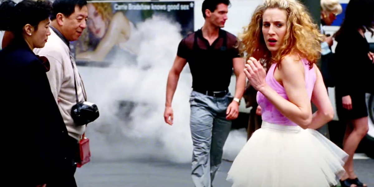 Carrie Bradshaws ikoniska tyllkjol har sålts för sex gånger utropspriset | Barnebys Magazine