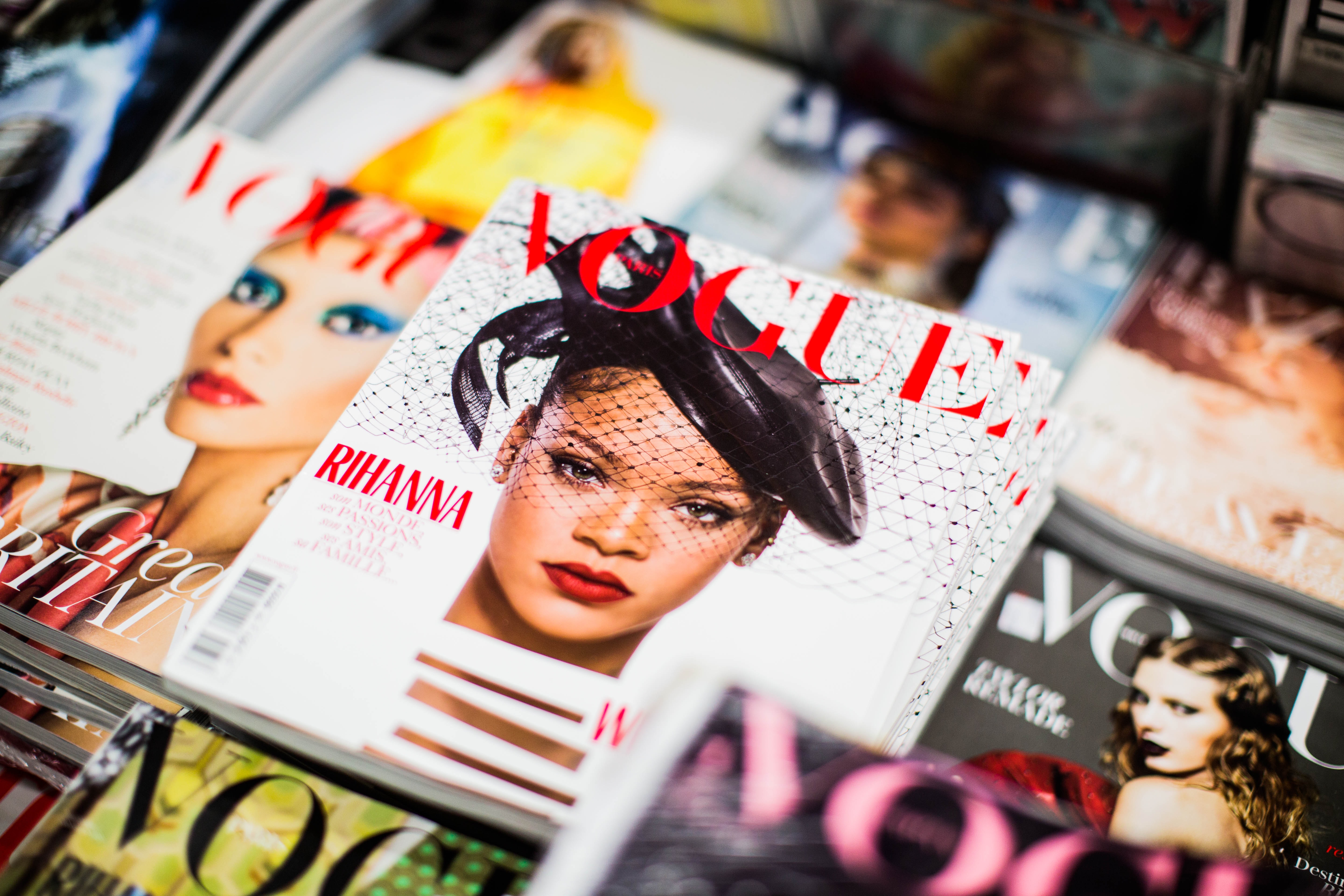 'The Fashion Bible’: A History of Vogue Magazine | Barnebys Magazine