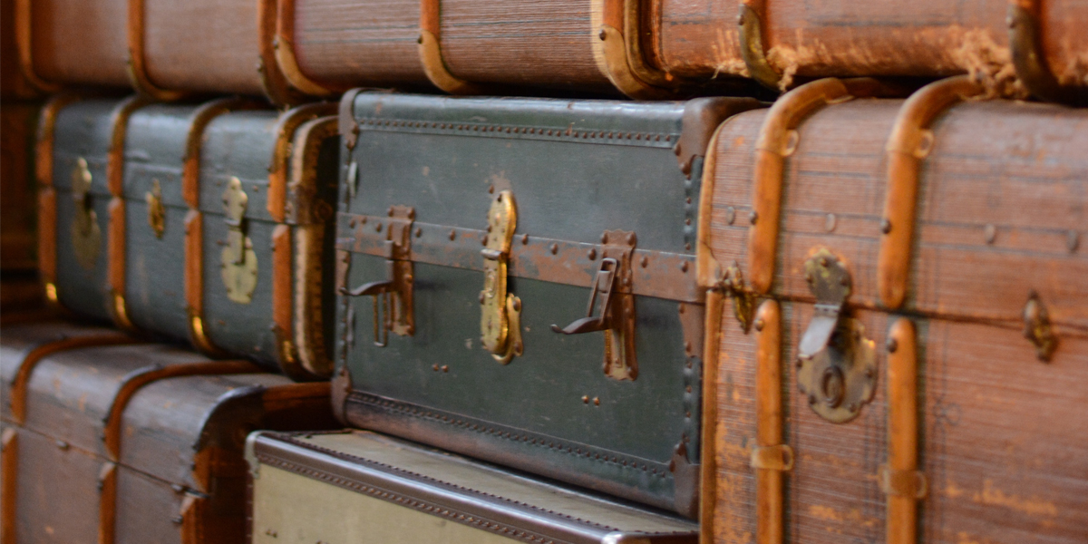 The Story of the Trunk: From a Suitcase to a Treasure Chest of Memories ...