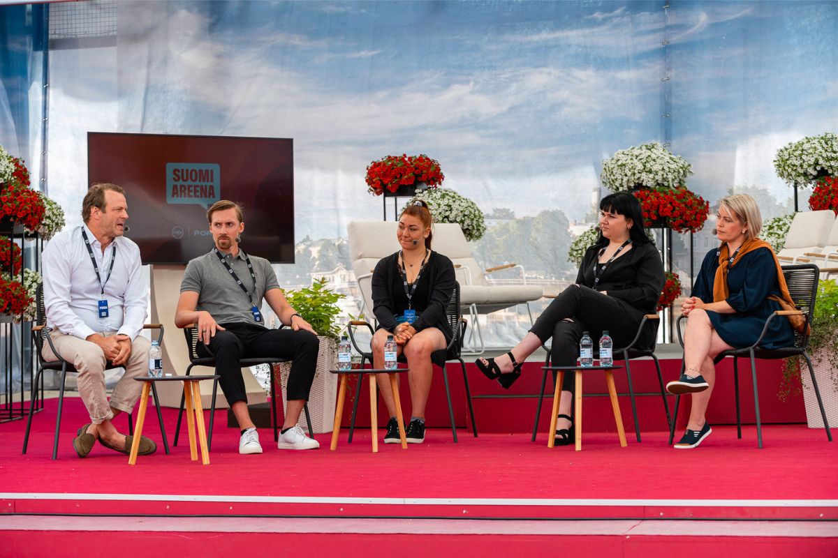 Barona SuomiAreenalla 2022 – Mitä diginatiivit tuumivat työelämästä?