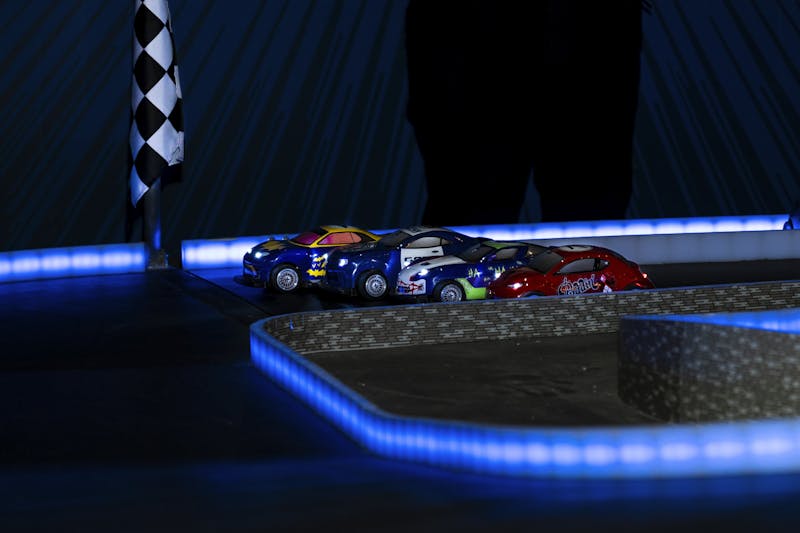 Course de voitures à Gotham City chez Batman Escape Game à Paris